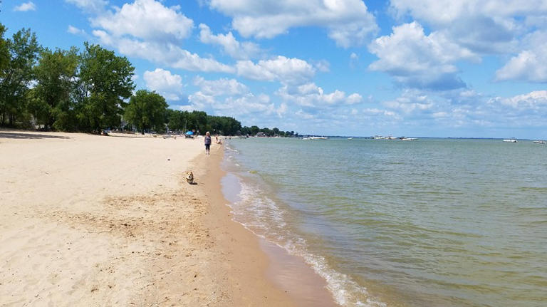 Lake Huron's largest bay in the US is a Michigan oasis with beaches ...