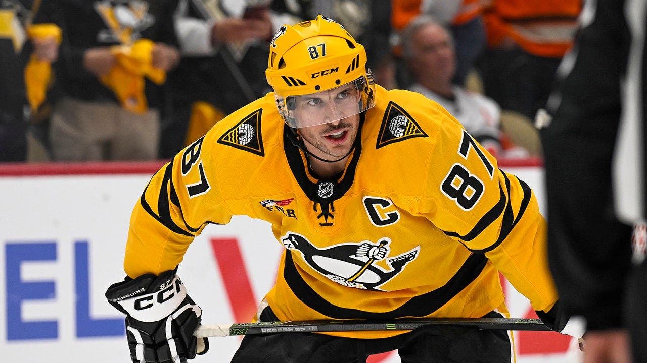 Penguins captain Sidney Crosby makes it clear that he has no plans to ...