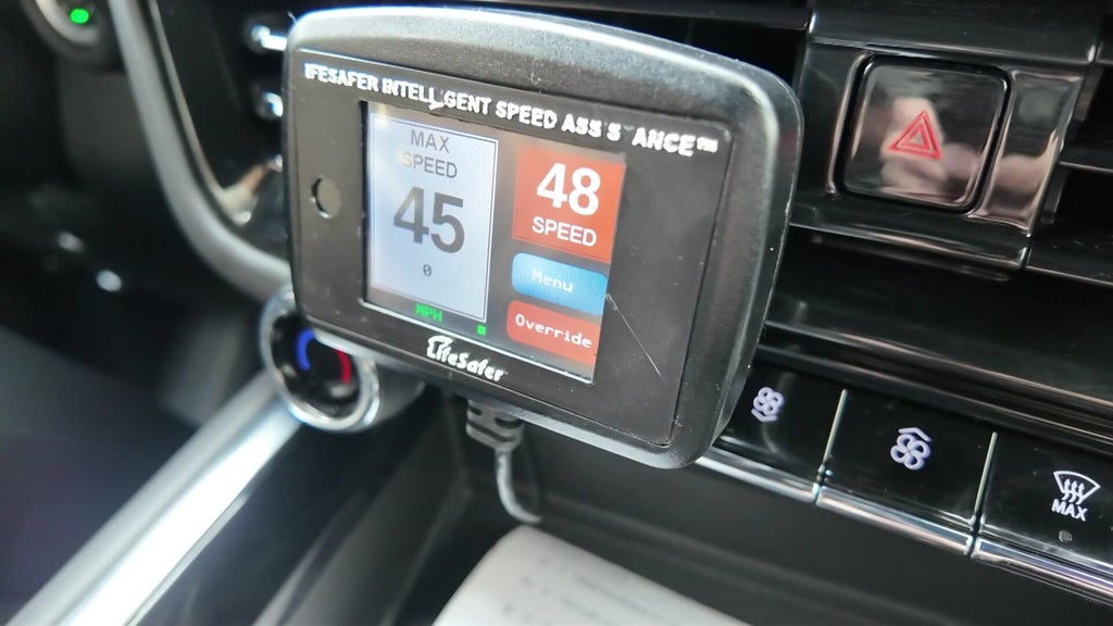 Advocates push New York lawmakers to include 'Stop Super Speeders Act ...