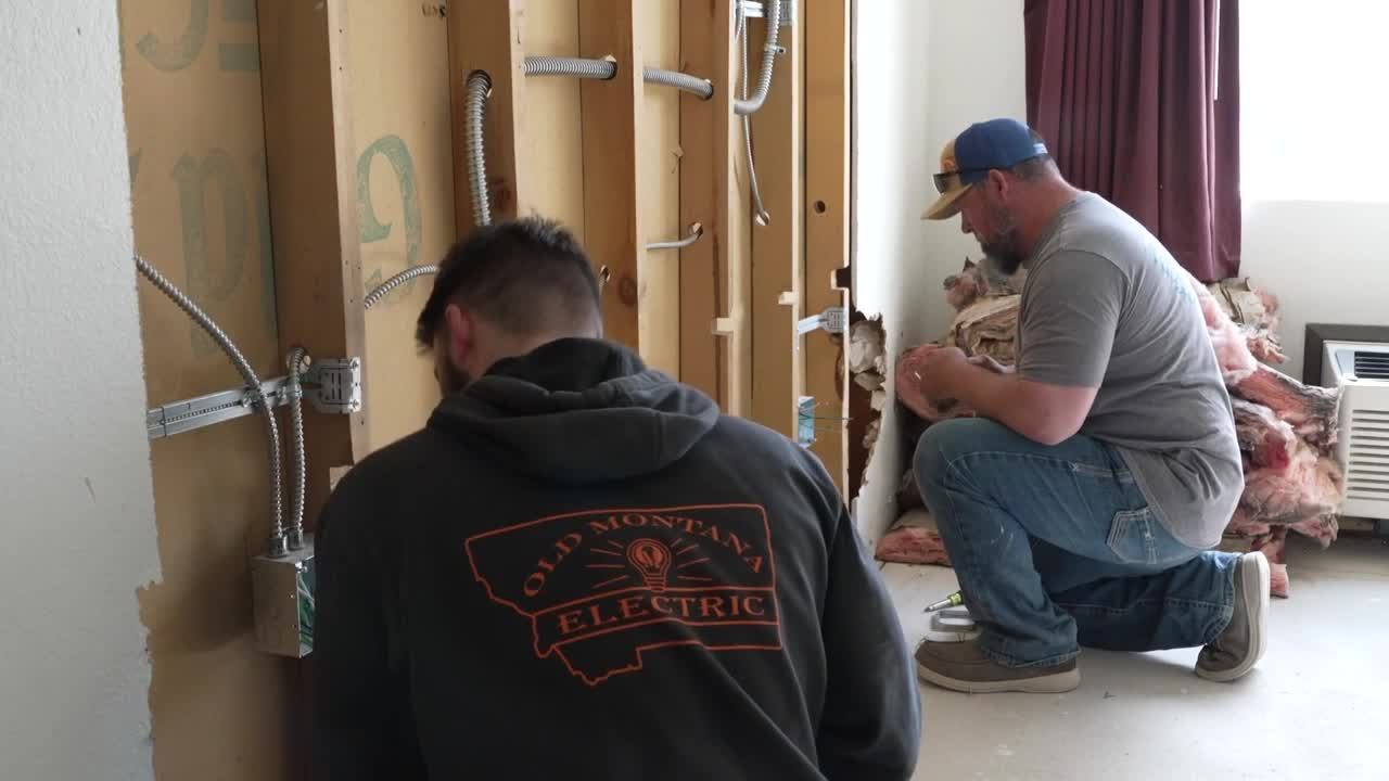 Veterans earn while they learn with apprenticeship program