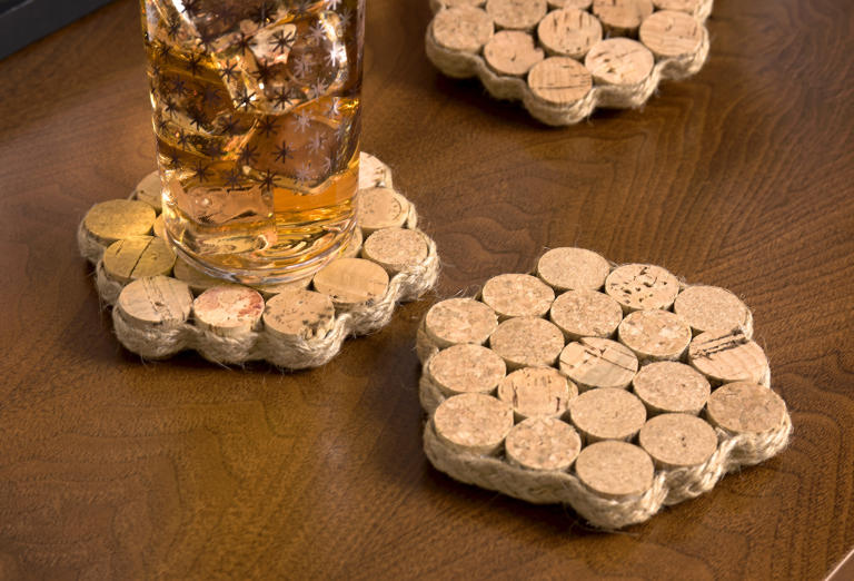 Wine cork crafts: 20+ clever ideas you’ll actually use