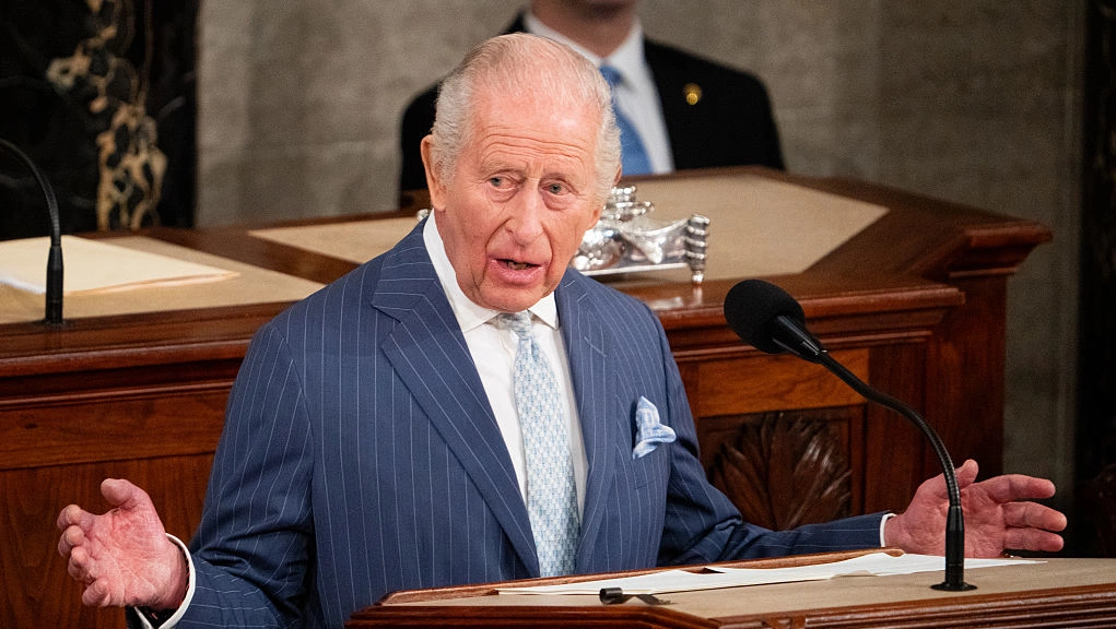 Macron trades playful words with King Charles over French joke