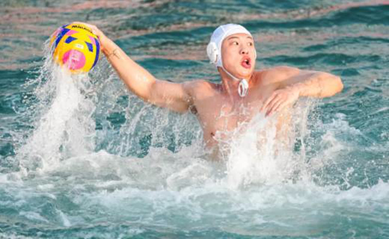 [포토뉴스] '물보라 슛'