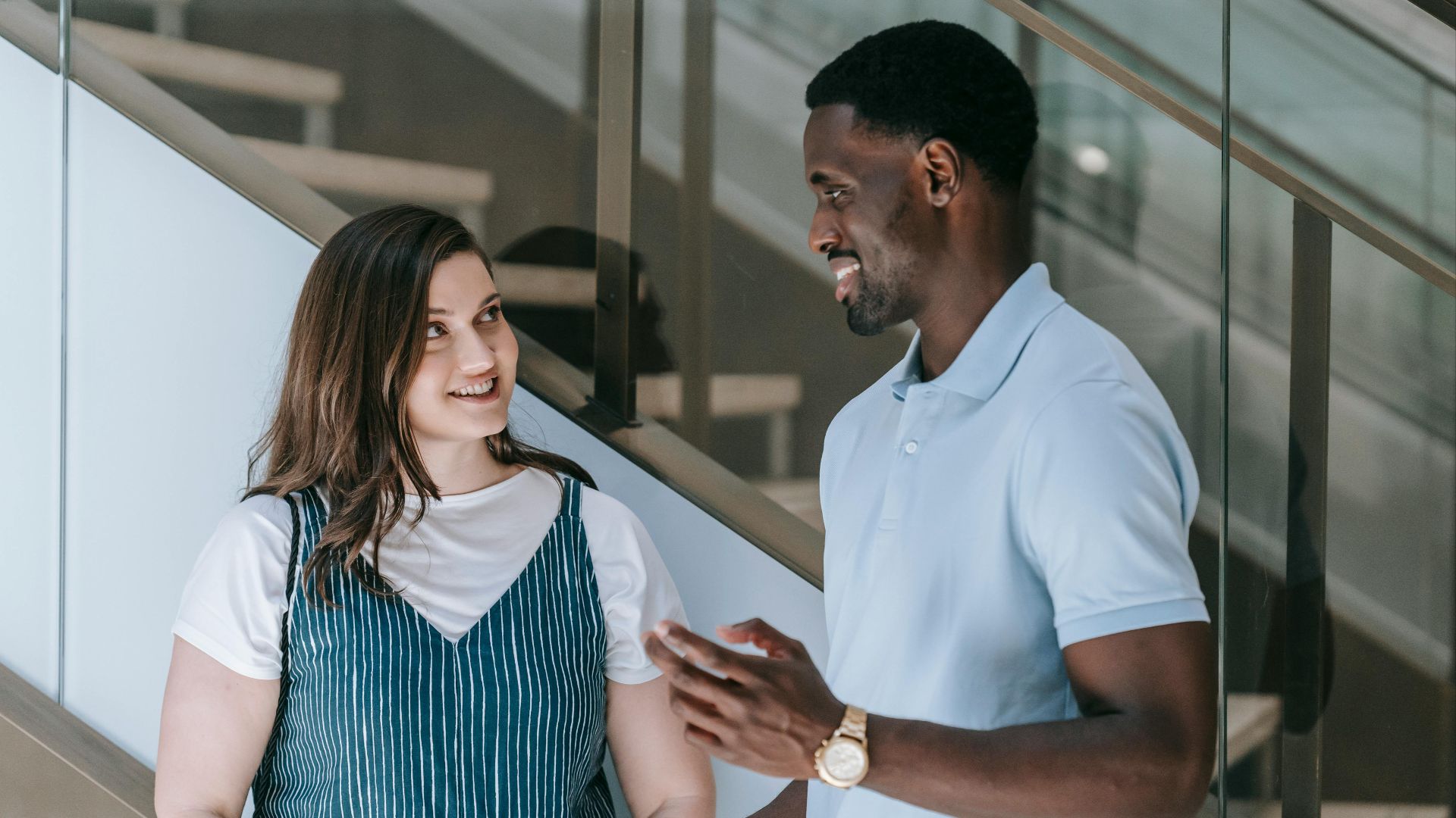 20 social habits that make people un-dateable