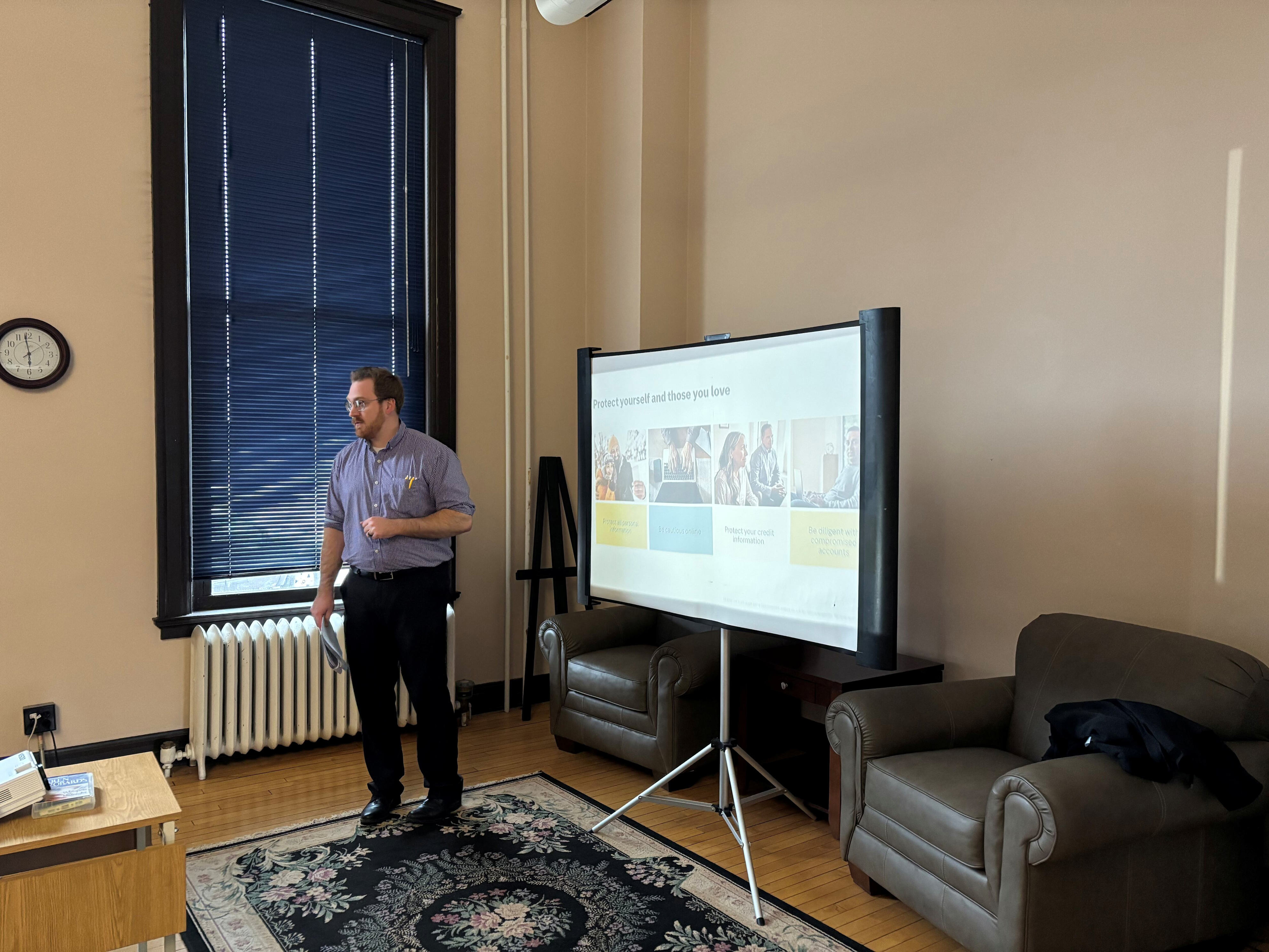 Presentation educates public on avoiding scams