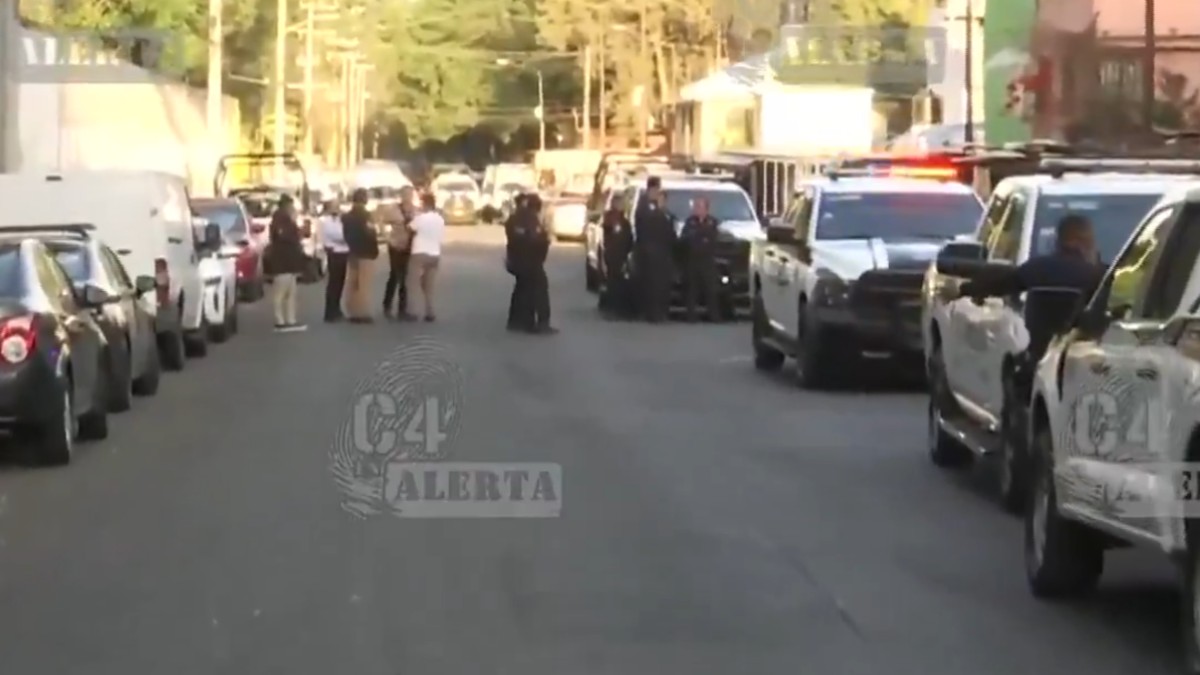 ¡Dentro de unidad habitacional! Asesinan a balazos a 3 hermanos en ...