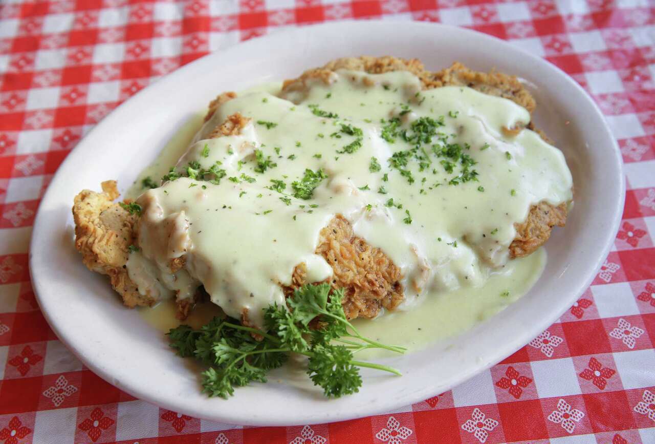 'Devastated': Locals speak up amid closure of iconic San Antonio eatery