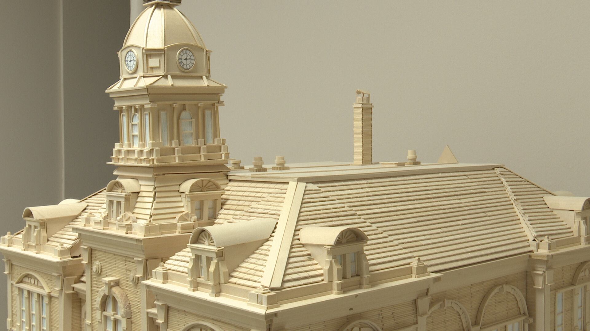 Retired steel worker works to scale model historic Minnesota court houses