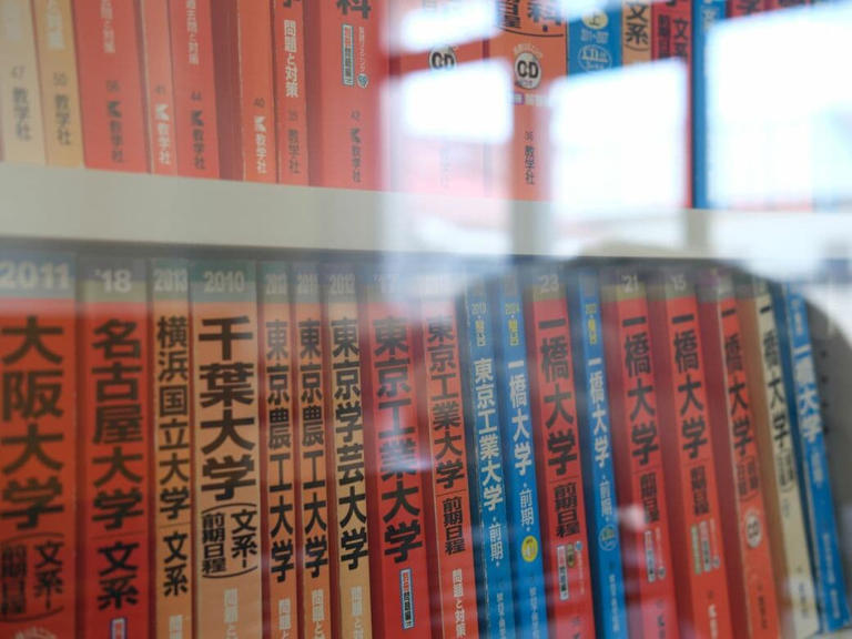 夫はもうすぐ60歳､私は39歳－－ ｢21歳差､交際0日｣で結婚 "4人の子宝"にも恵まれた《ベリーダンサー》彼女の生き方