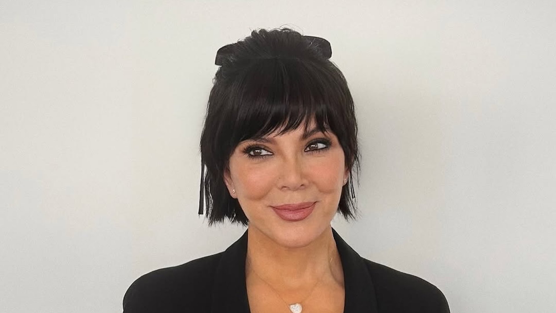 Kris Jenner shuts down 'flat out lie' she's unhappy with her facelift