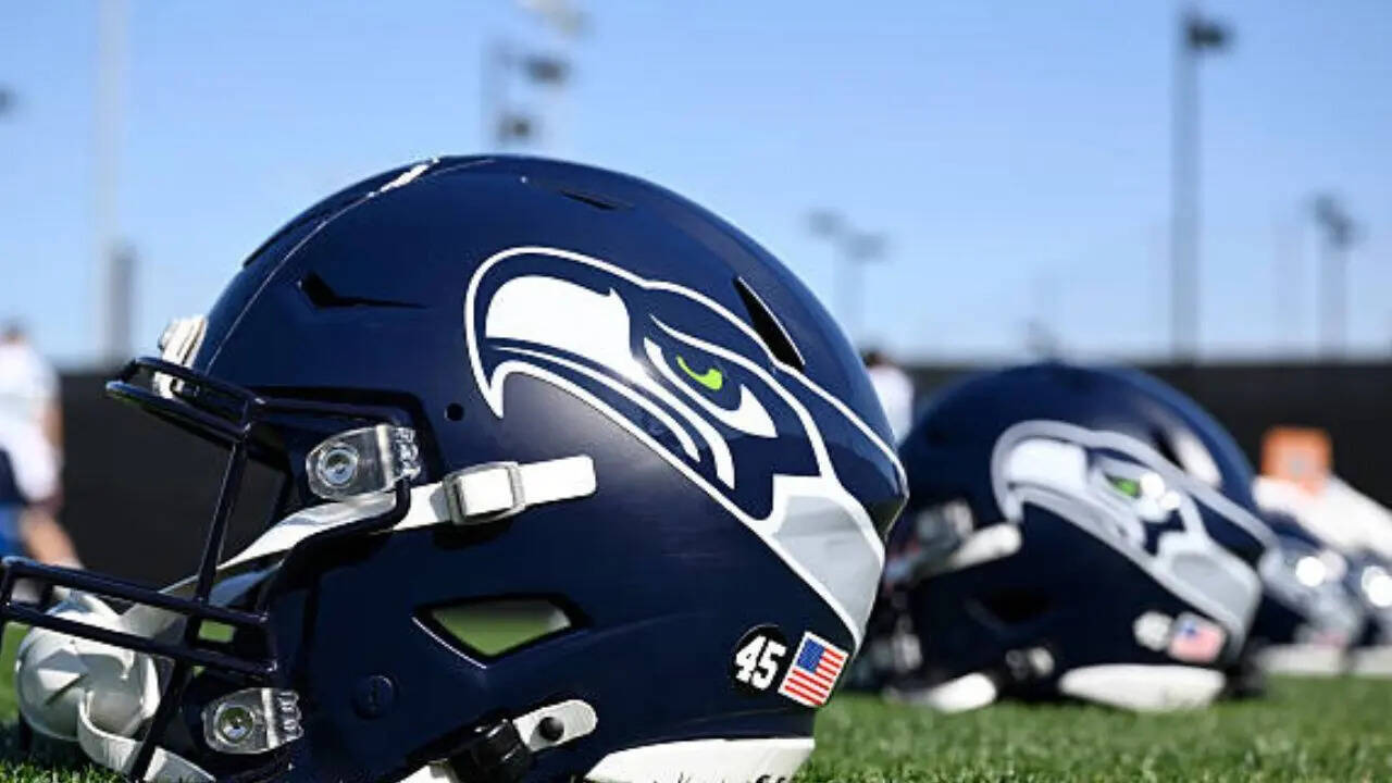 NFL trade rumors: Seattle Seahawks could pursue $4 million New England ...