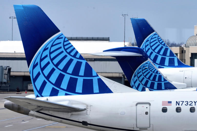 SFO United pilot reports possible drone strike over San Diego, FAA says