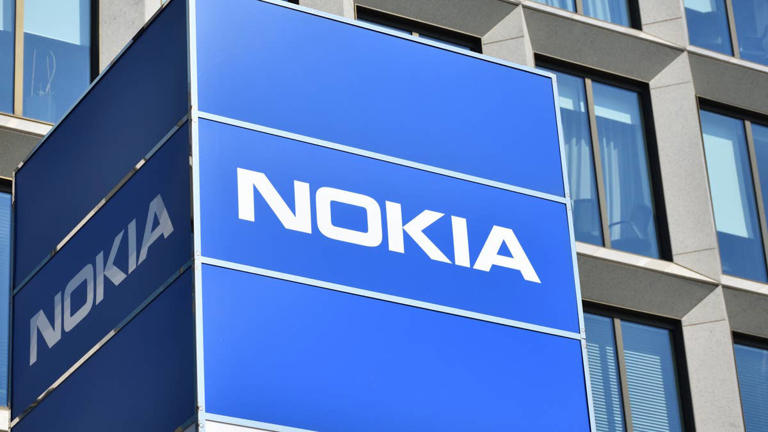 Cramer turns bullish after surprise comeback in Nokia tech stock