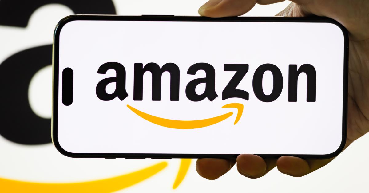 Amazon becomes Fortune 500's top company in terms of revenue, ending ...