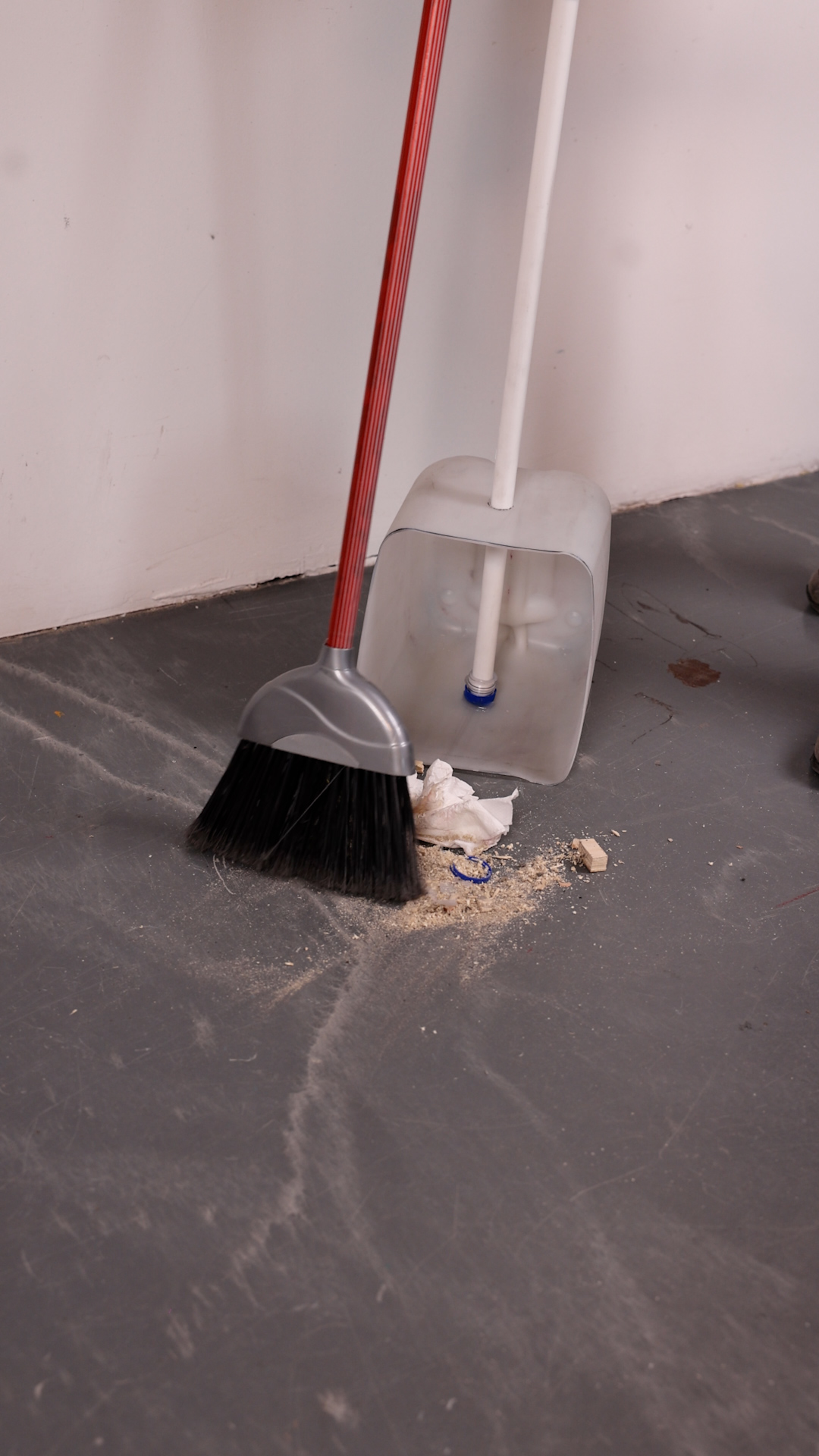 Easy no spill water dispenser 💧