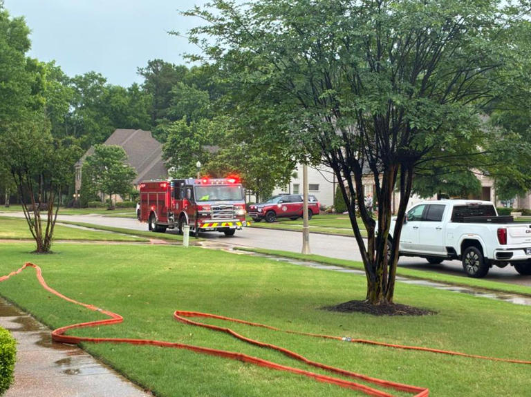Lightning strike sets Collierville house on fire