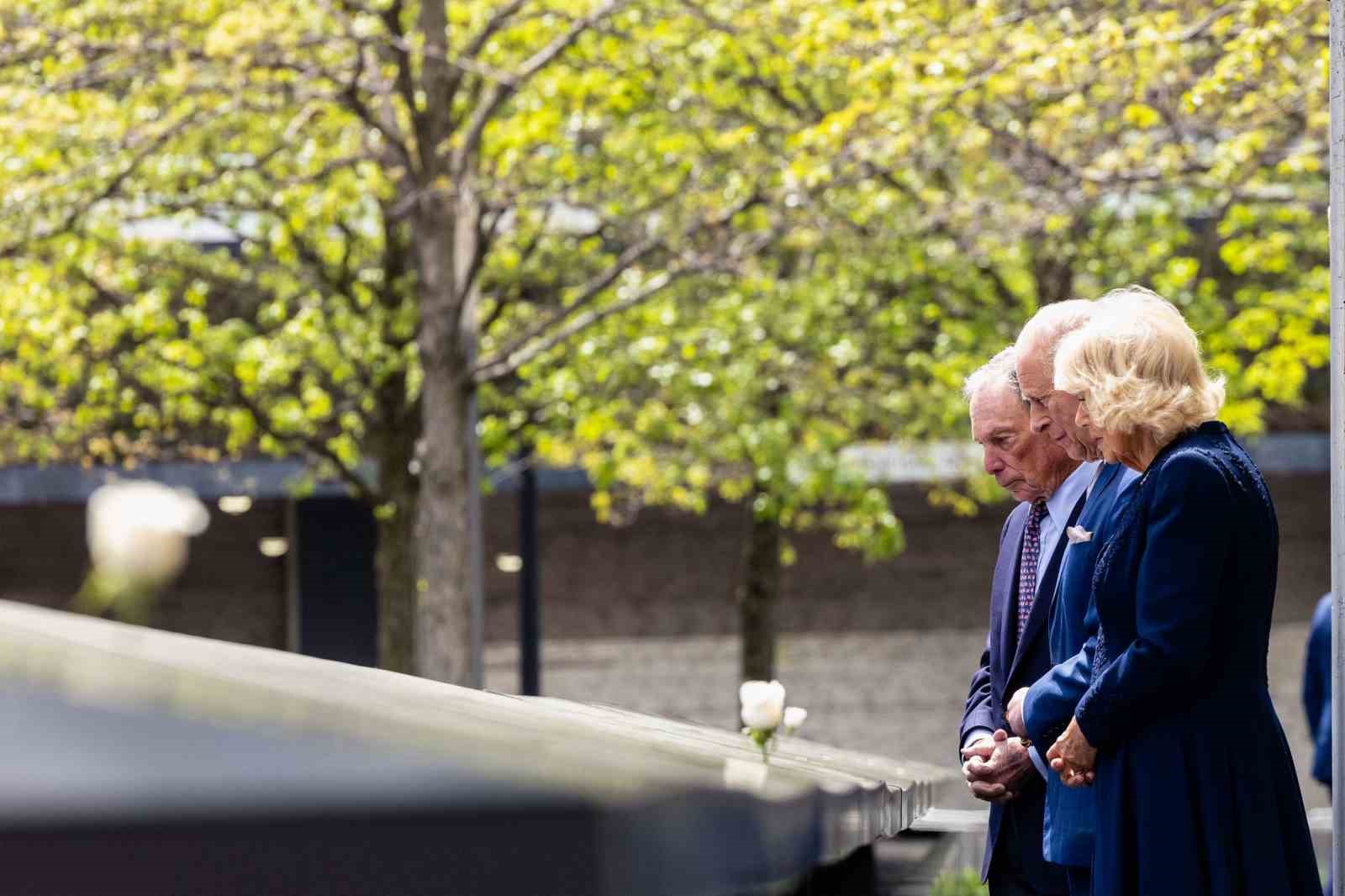 İngiltere Kralı III. Charles 11 Eylül Anıtı’nı ziyaret etti, kurban ...