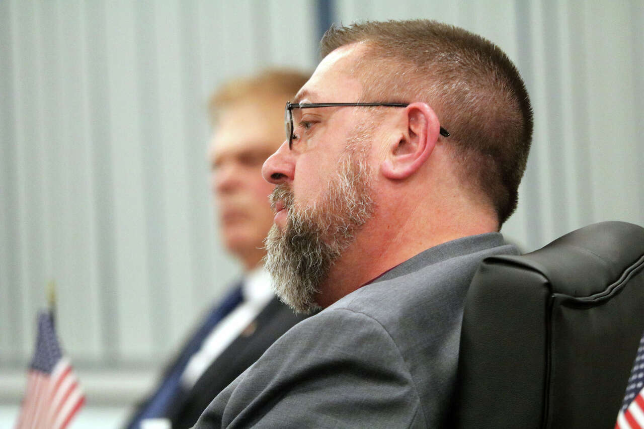 Republican vexed with Rensselaer County Legislature to leave, move to ...