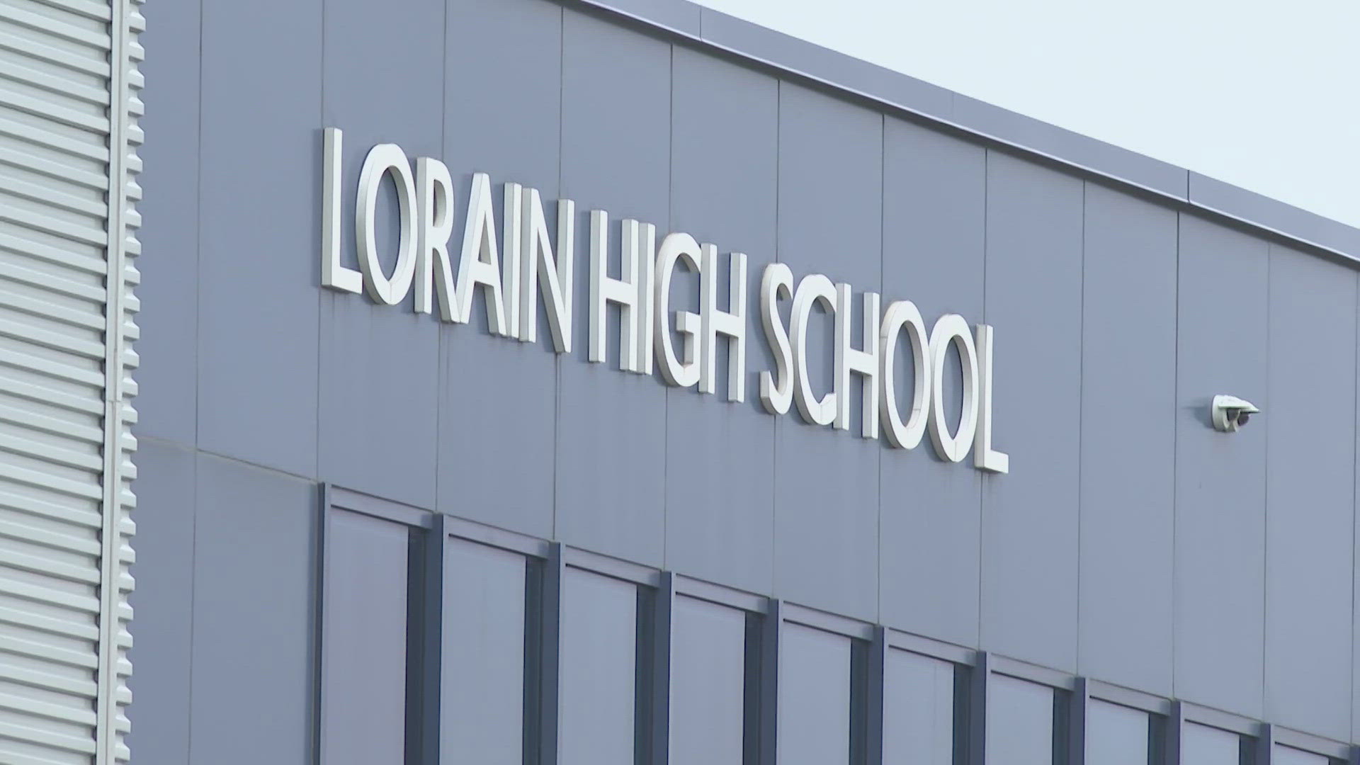 Lorain High School moves graduation date due to police staffing concerns