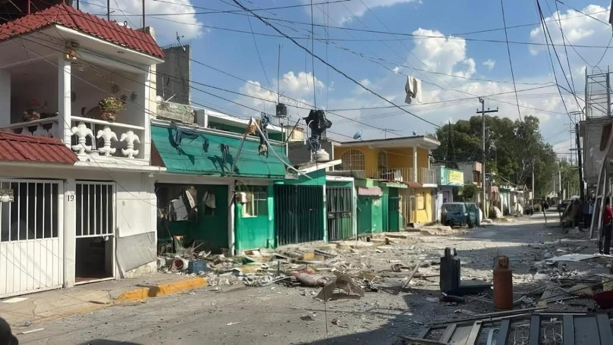 Explosión por acumulación de gas LP daña 15 casas en Hidalgo