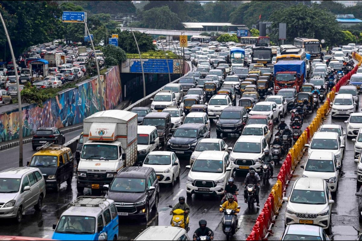 Maharashtra Day parade traffic restrictions across central Mumbai ...