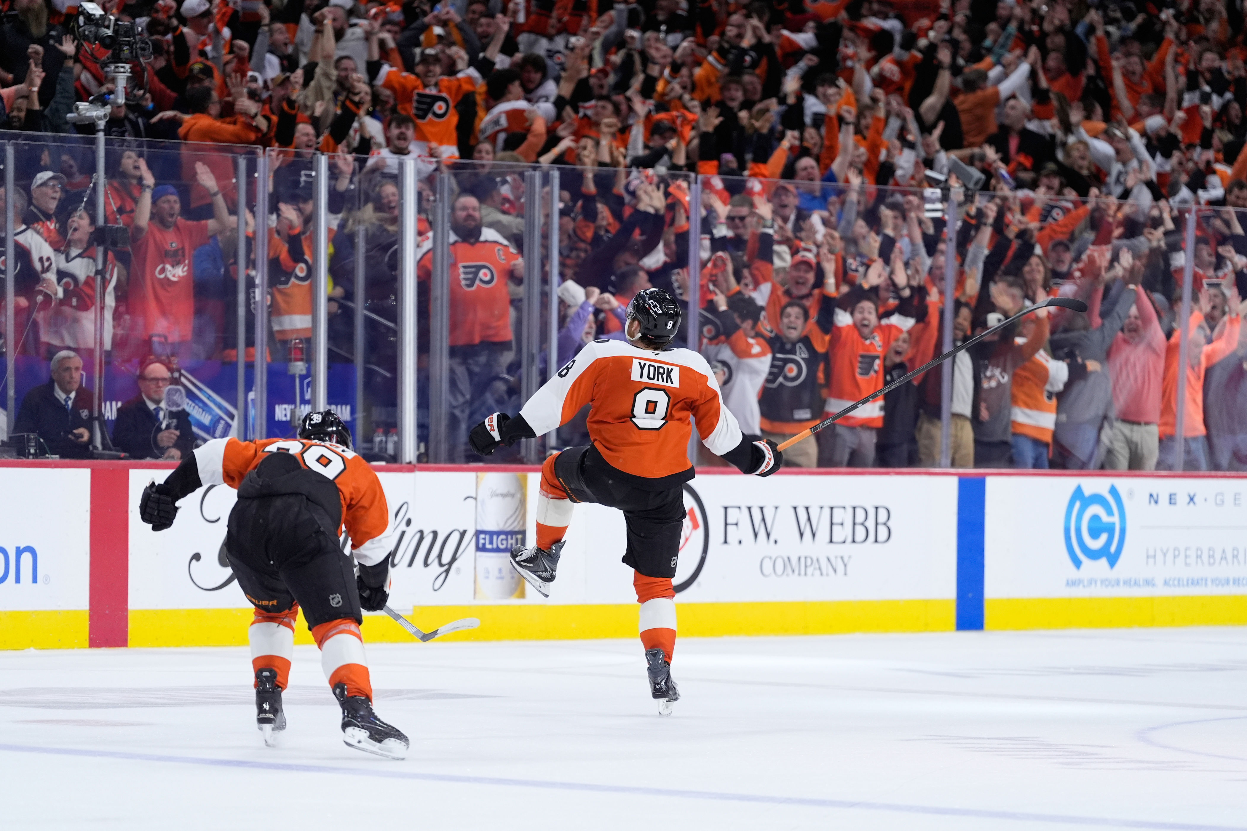 Cam York scores in OT as Flyers beat Penguins 1-0 in Game 6, reach Round 2