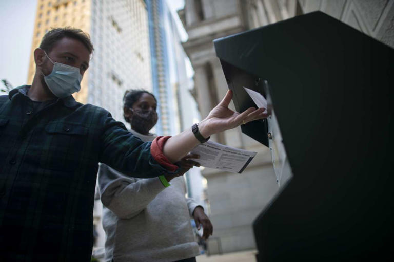Obama condemns SC ruling on Voting Rights Act, urges Dems to mobilize ...