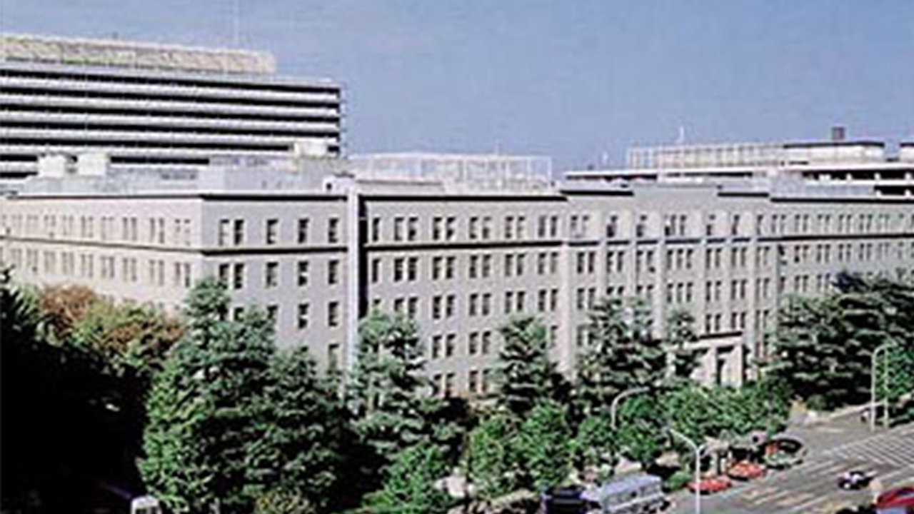 일 재무성 "2040년까지 사립대 40% 감축"…저출산에 대학 구조조정