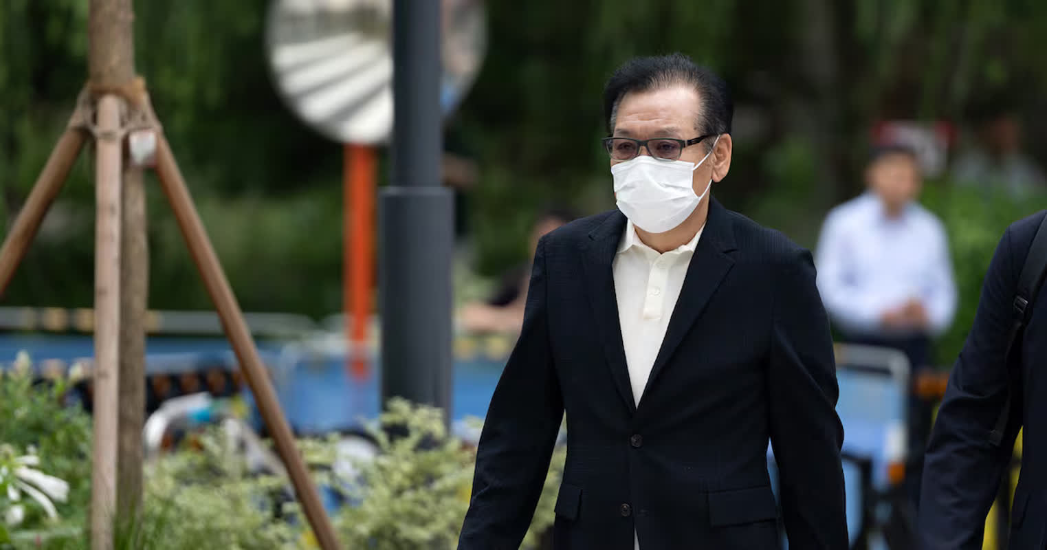 ‘건진법사 금품수수 관여 의혹’ 변호사, 1심서 징역 1년6개월 구속