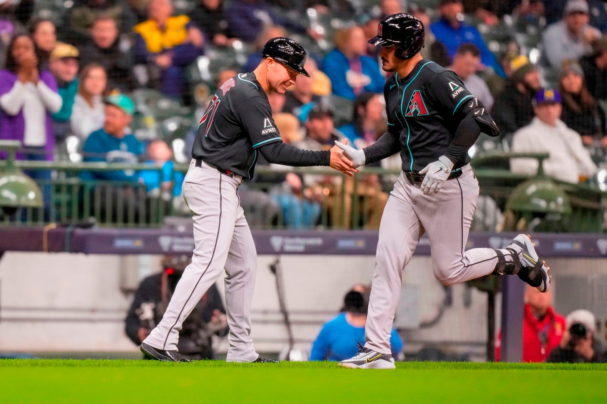 D-backs conectan 4 jonrones y Vargas amplía racha de hits en triunfo 6 ...