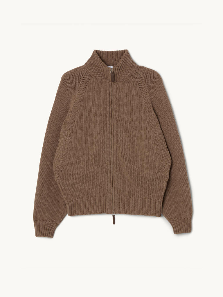 Gwyneth just gave us the chicest way to wear a sweater with jeans in 2026