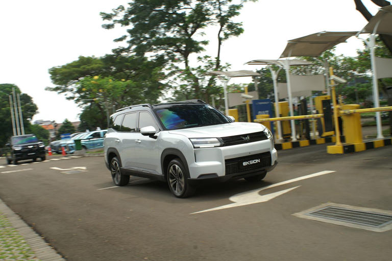 Sekilas Rasa Berkendara Wuling Eksion, Bisa Sikat Tiggo 8 CSH Nih