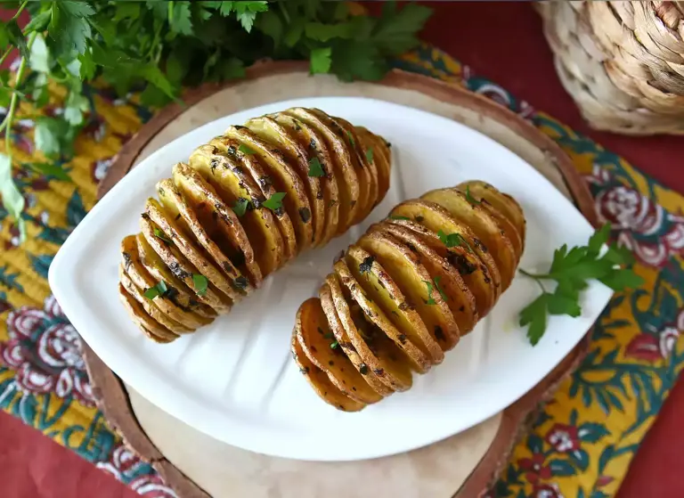 Hasselback potatoes in the air fryer: crispy, melt-in-the-mouth and ...