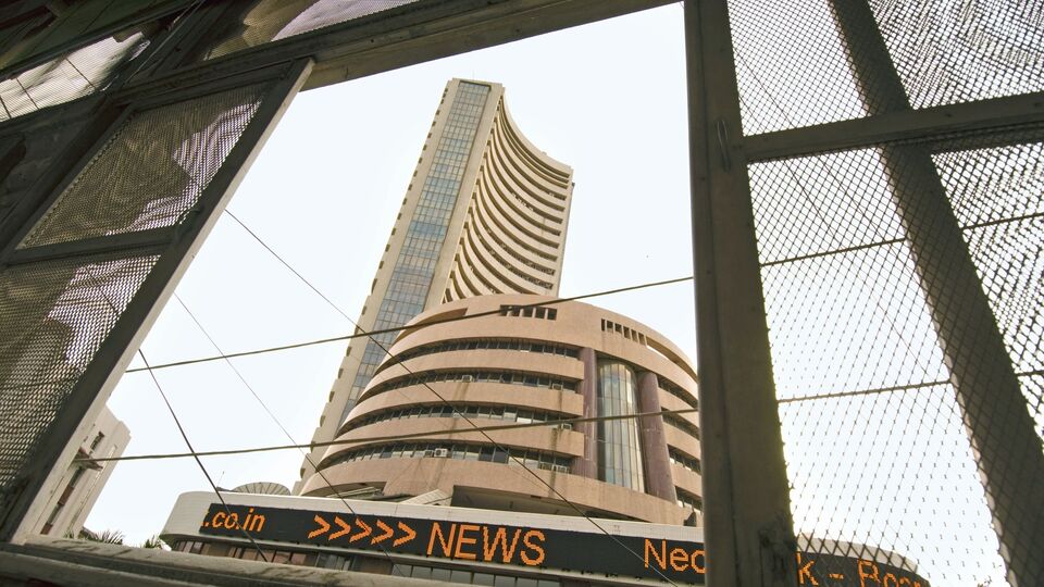 Top gainers and losers on April 30: Vedanta, Waaree Energies, Eternal ...