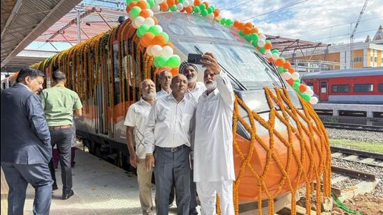 Jammu-Srinagar Vande Bharat Express flagged off; rakes increased to 20