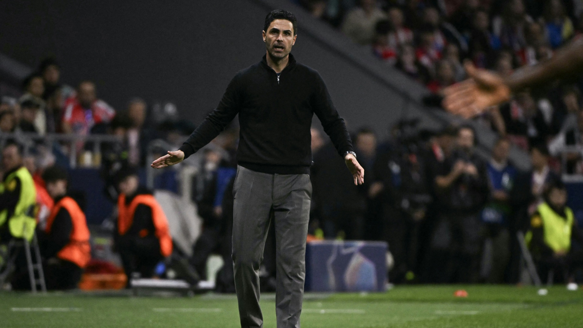 Fußball: Arteta schimpft über VAR-Eingriff - "Wie zum Teufel?"