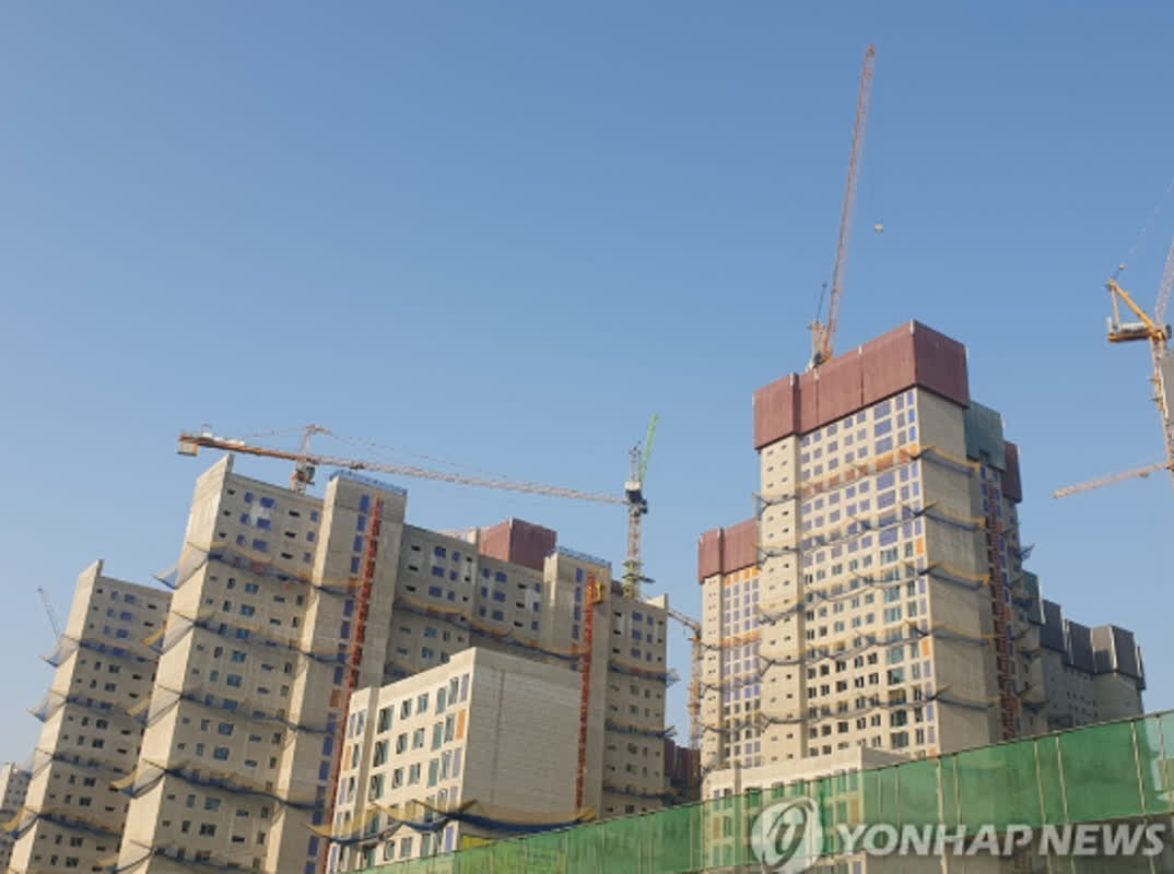 서울 주택 인허가 75.3% 급감…매매 거래량은 증가