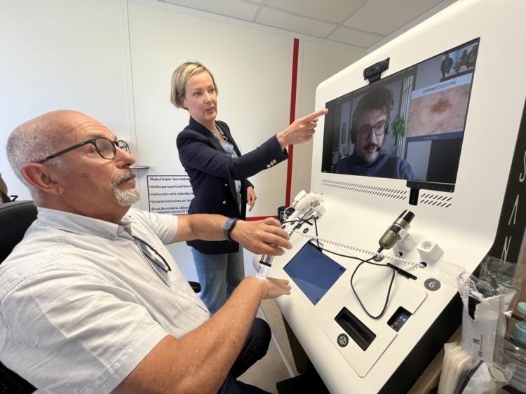 Consulter un médecin en quelques clics : une borne de téléconsultation ...