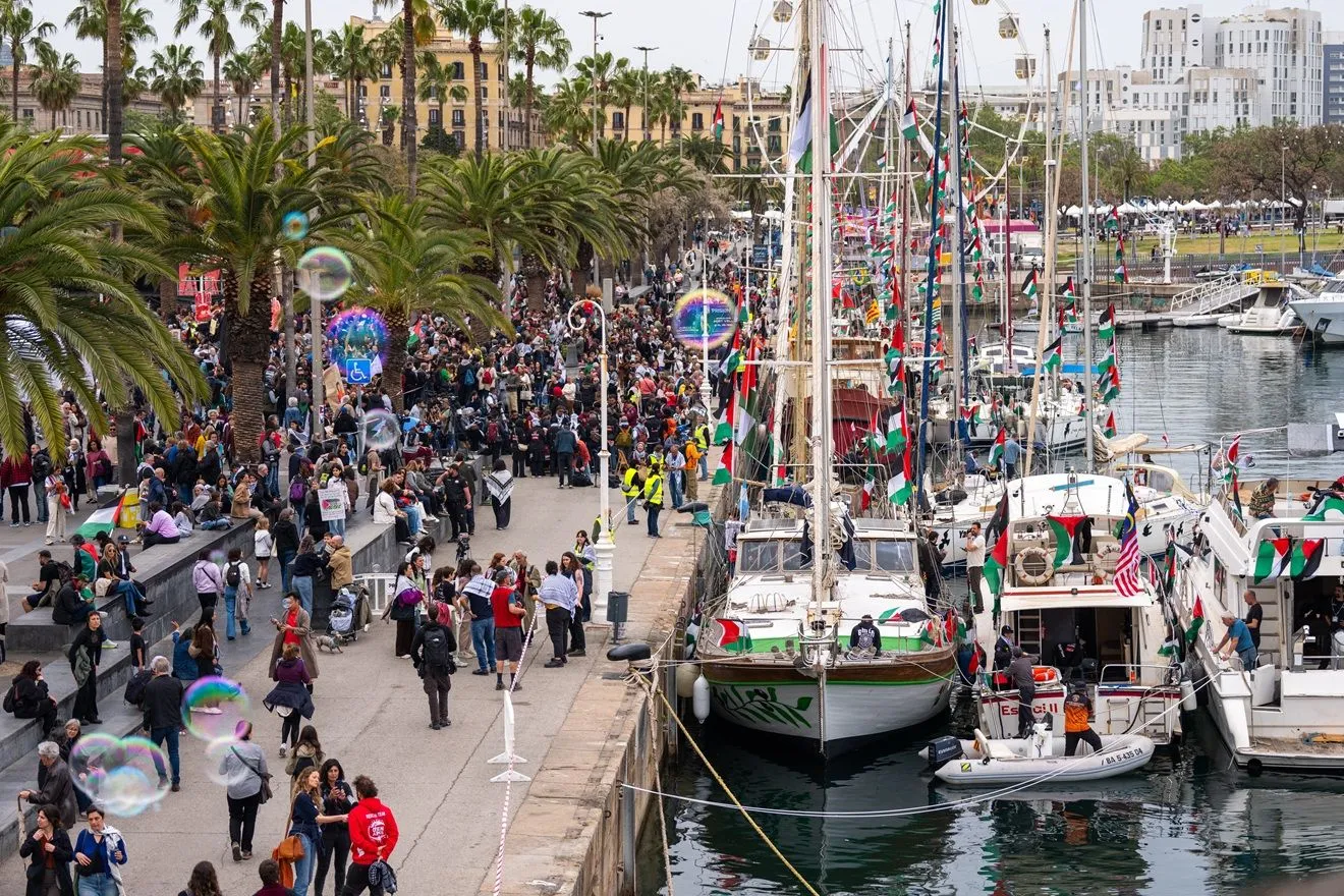 Global Sumud Flotilla: Το Ισραήλ κατέστρεψε σκάφη και τα εγκατέλειψε ...