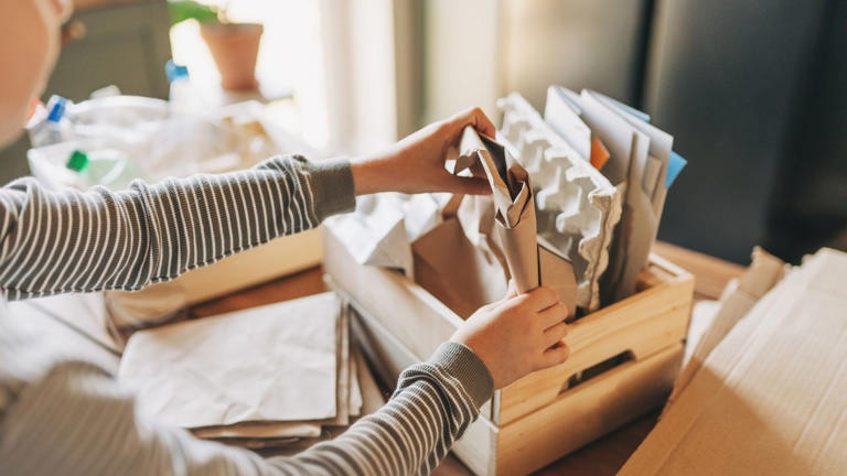 Common paper and cardboard items that cannot be recycled