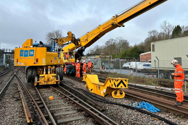 Transport delays spark fears of bank holiday travel chaos
