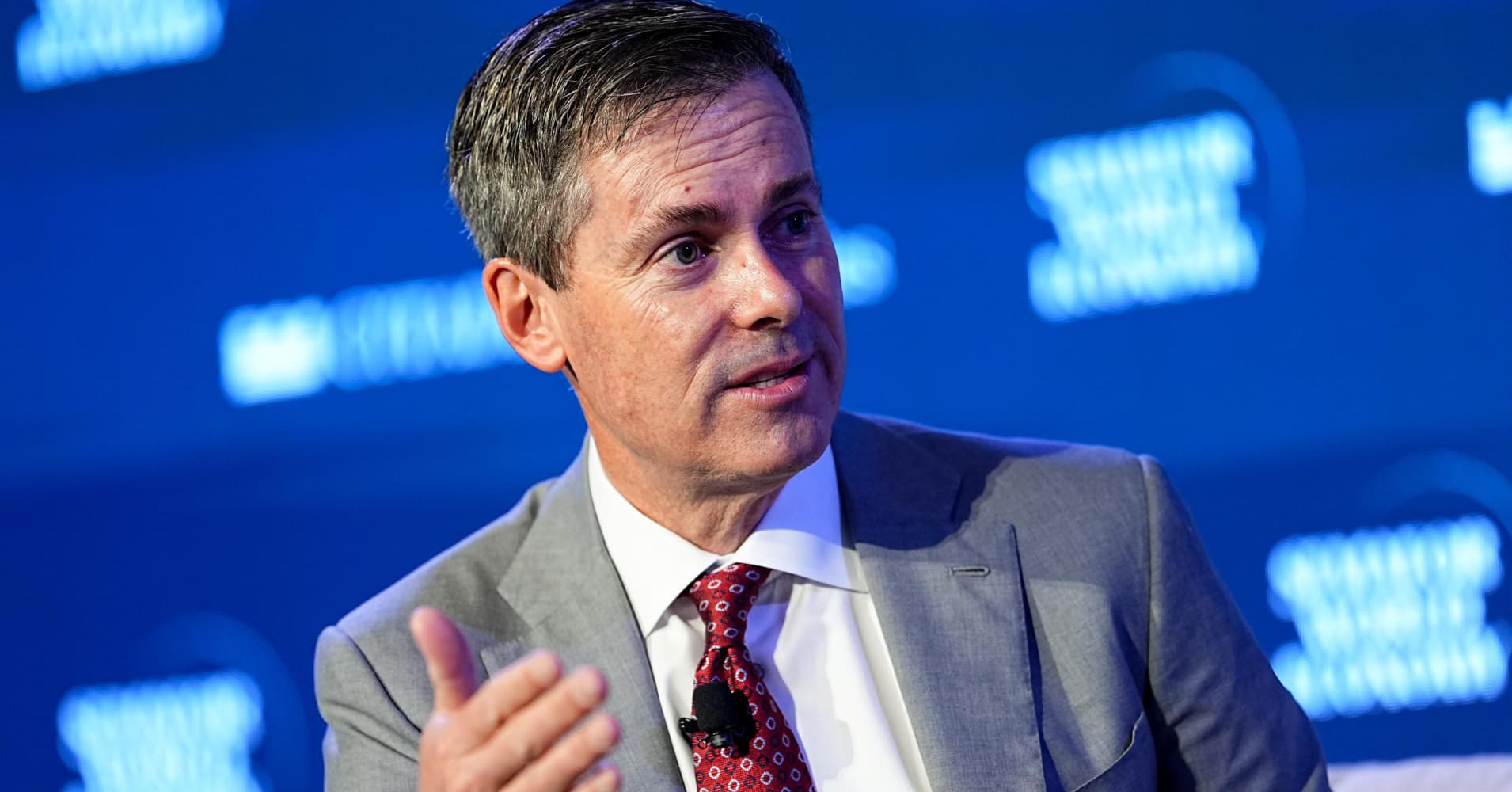 Eli Lilly blows past quarterly estimates, hikes outlook as Zepbound and ...