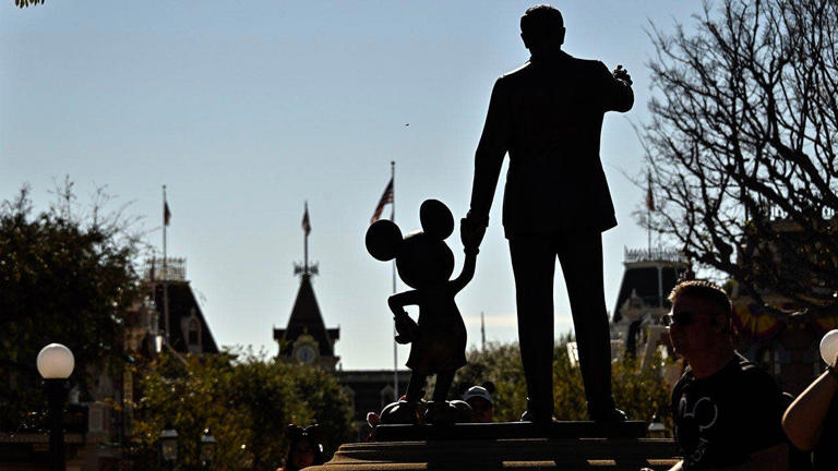 Disney wants to scan your face at the gate: Here's why