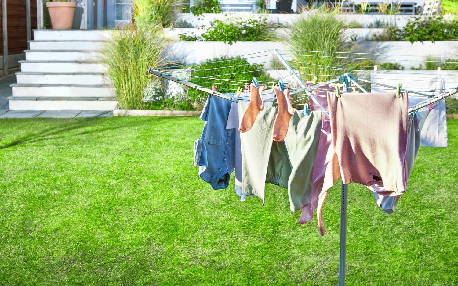 25 people reveal the weirdest home rules they followed as kids