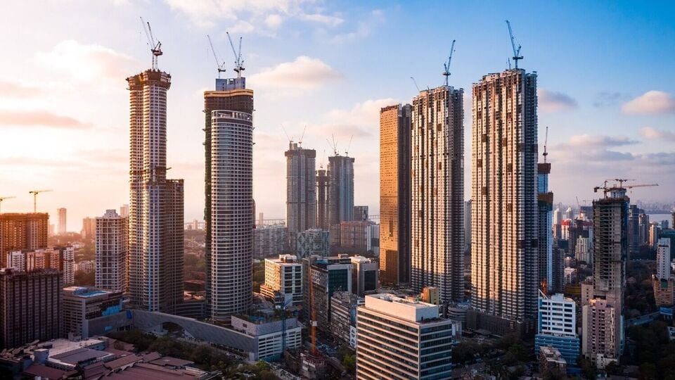 Should your next investment be a second home or a REIT?