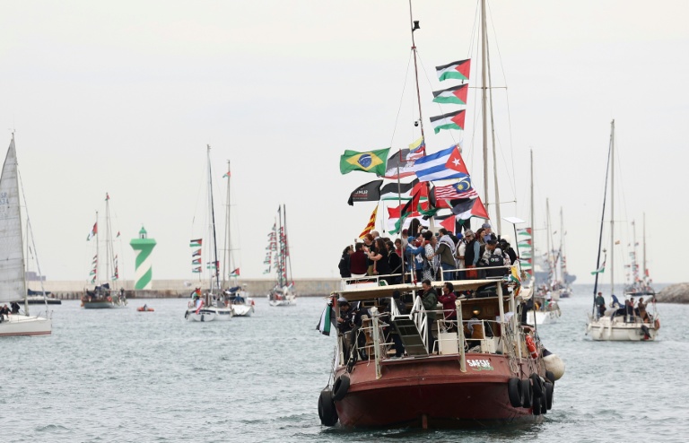 Israel intercepta flotilha para Gaza na costa da Grécia e detém pelo ...