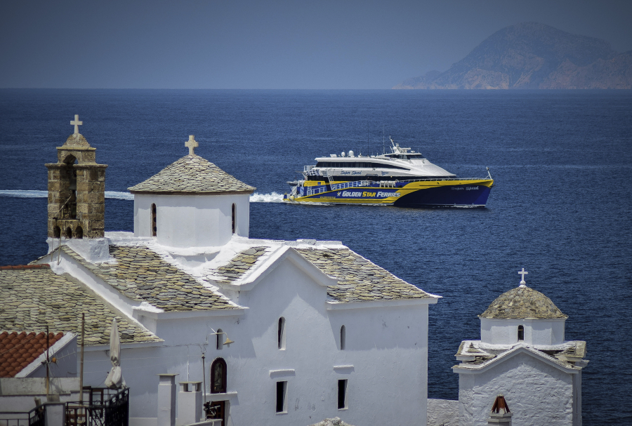 Προσάραξη πλοίου στο λιμάνι της Σκοπέλου