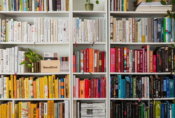 20 bookshelf concepts that merge style with utility