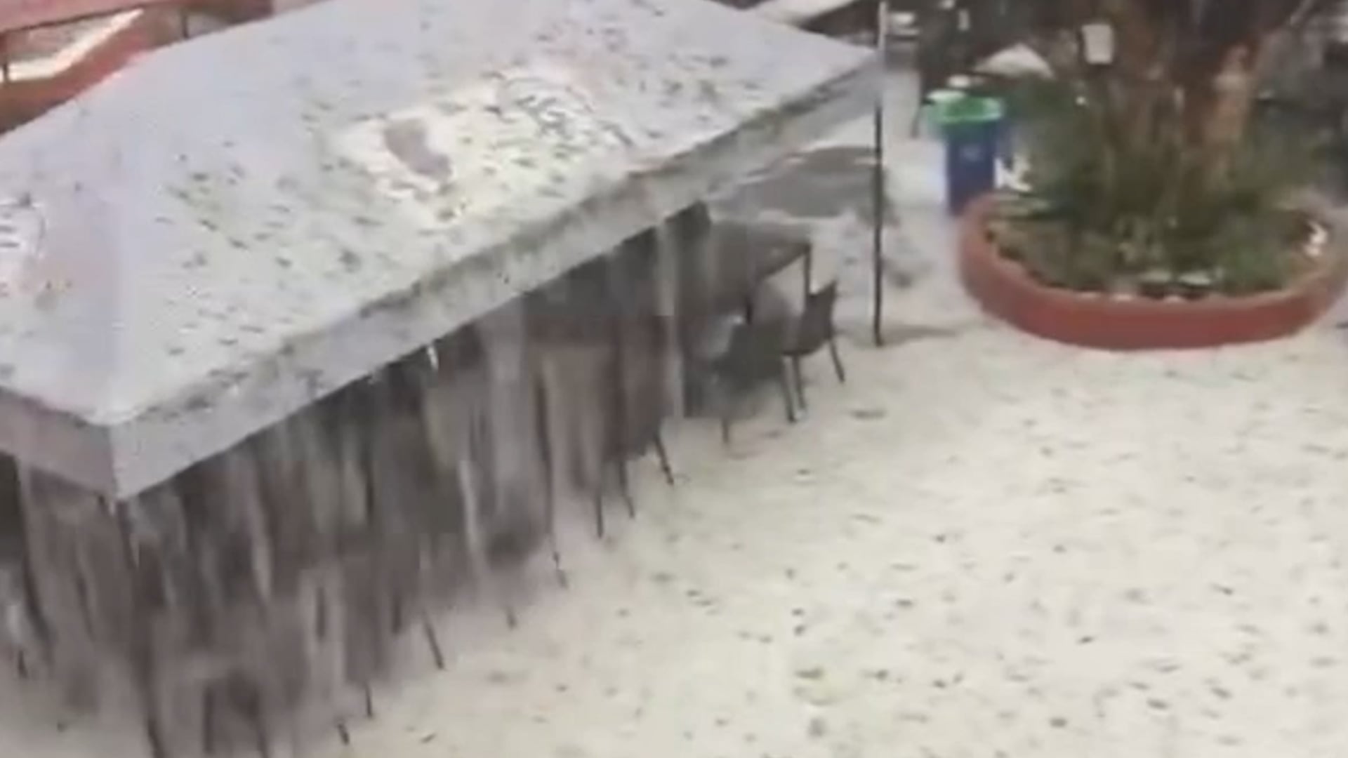 Fierce hailstorm wreaks havoc in southern Indian city