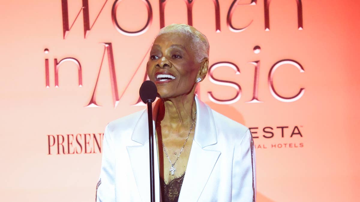 '60s legend Dionne Warwick reacts to Teyana Taylor’s awkward onstage moment